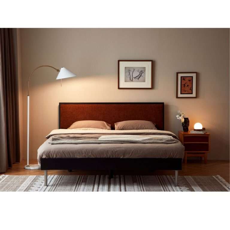 Red Velvet Bed - Nostaloft